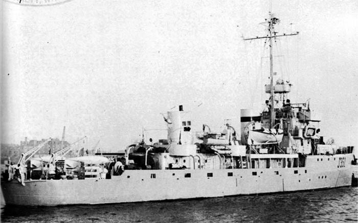 Trois victimes de la torpille humaine : HMS MAGIC, HMS CATO, HMS ...